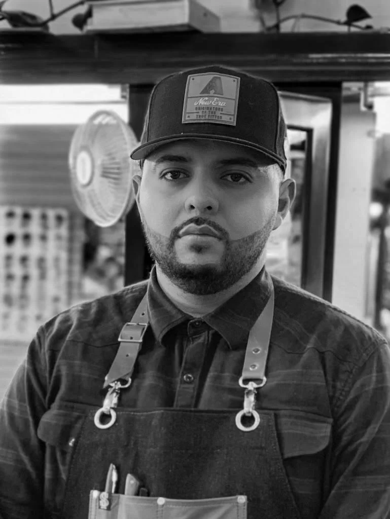 BARBERS / STYLISTS — WORLD CLASS MEN'S CUTS