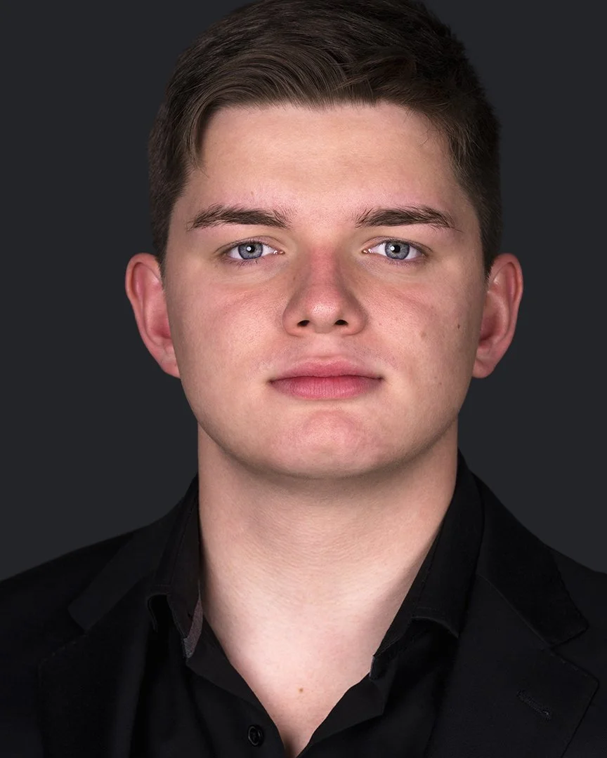 Hamish York Wells. Actor, Singer, Dancer.