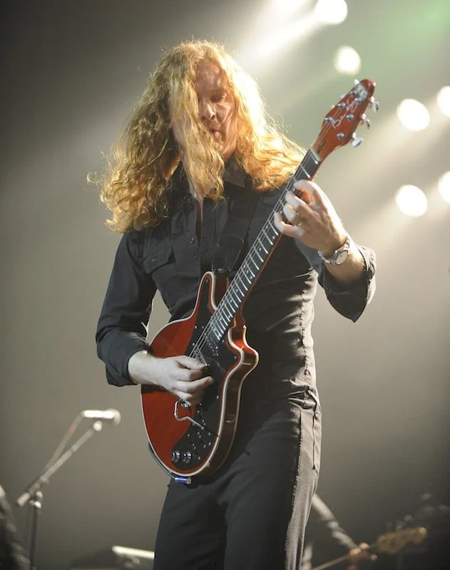 Photos — One Night of Queen