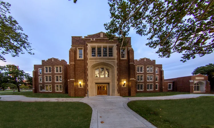 The University of Oklahoma Hester Hall — Bockus Payne