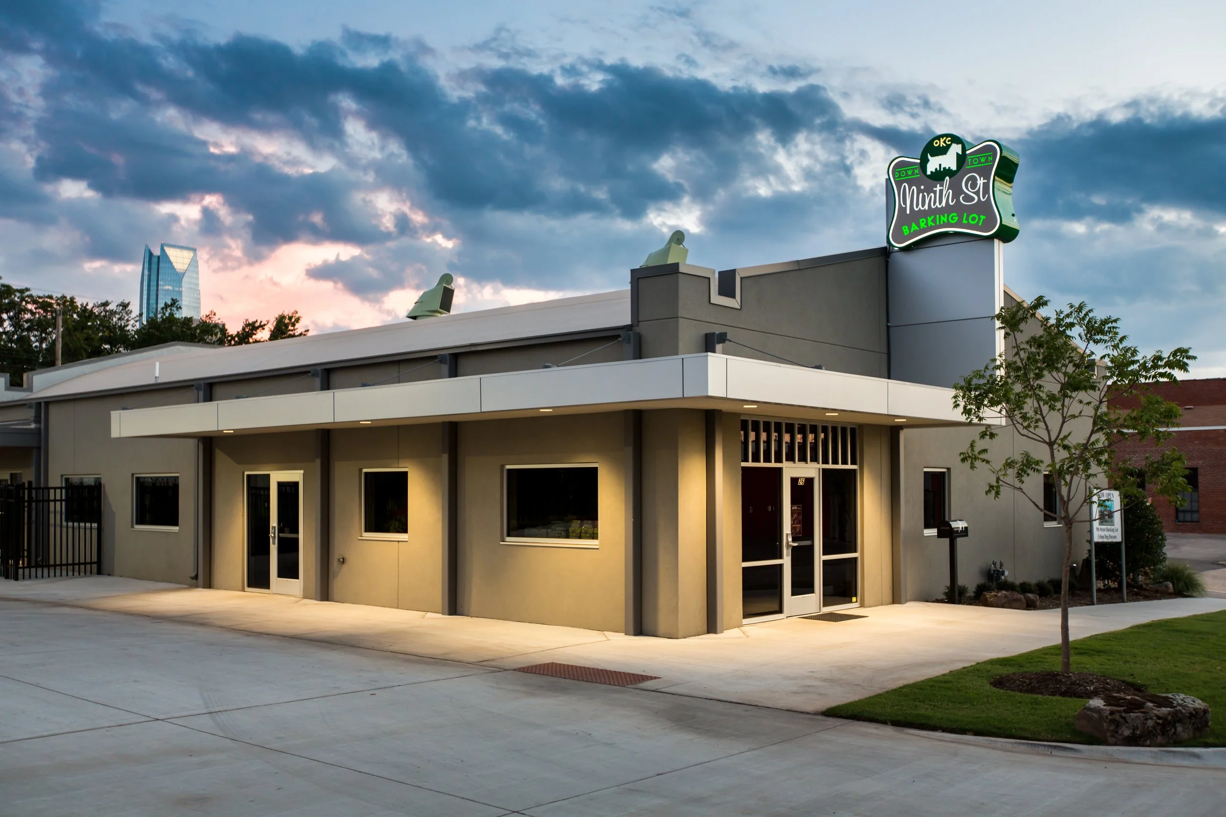 9th Street Barking Lot — Bockus Payne