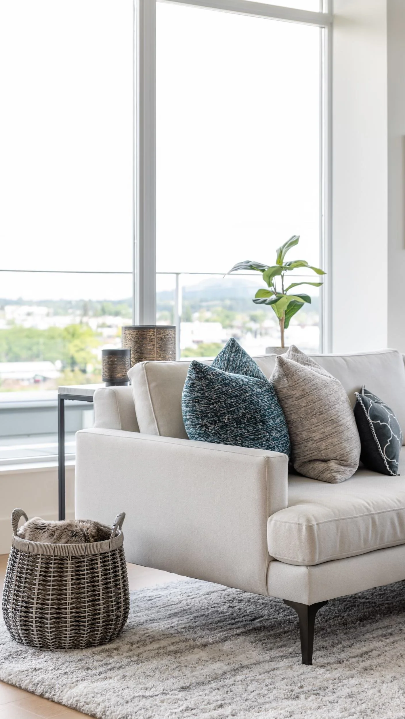 M I N T | Interior Design Studio, Interior Designer Alexis Solomon