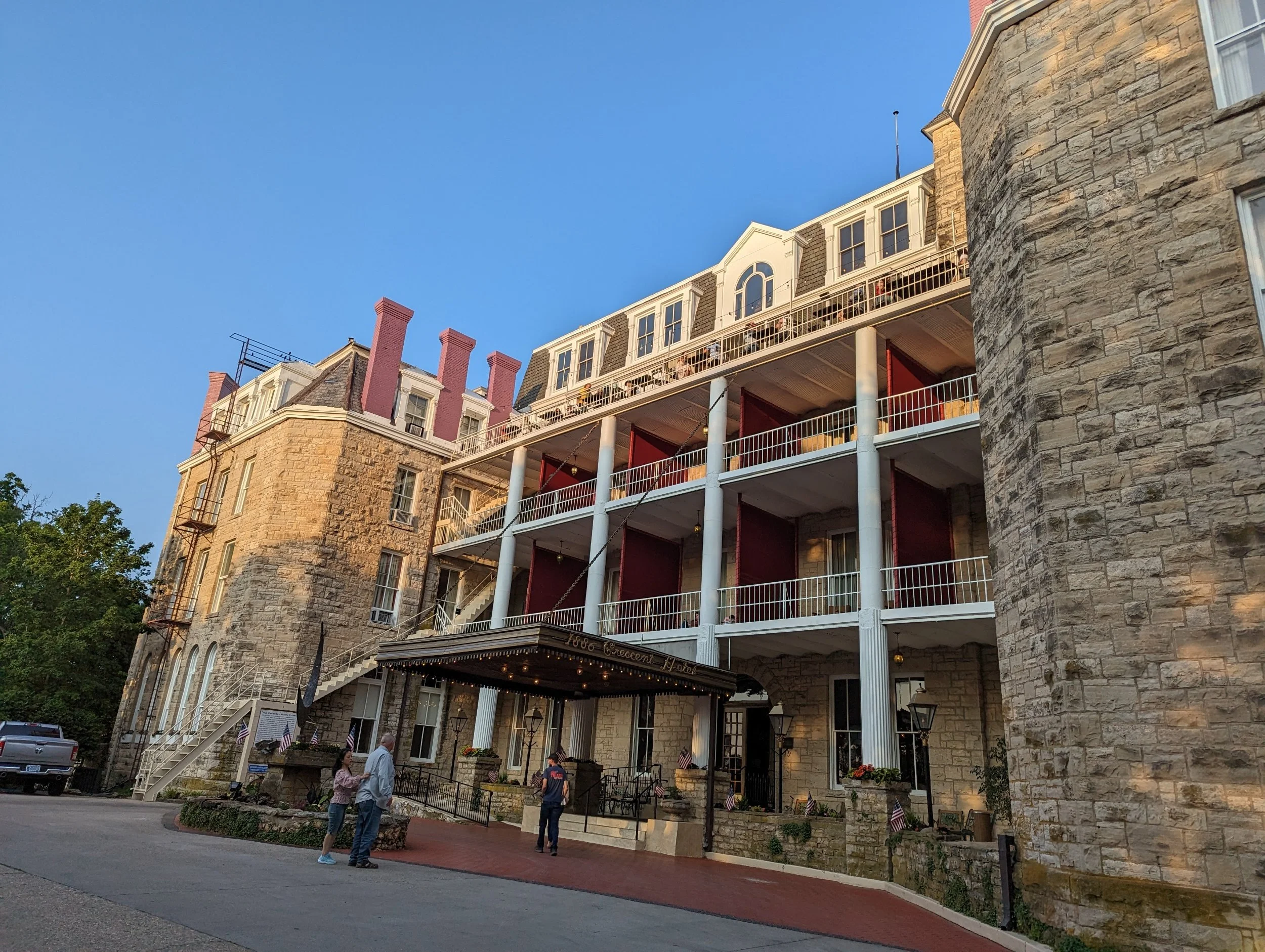 Exploring Eureka Springs: A Guide to Historic Landmarks & Attractions ...