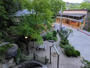 Exploring Eureka Springs: A Guide to Historic Landmarks & Attractions ...