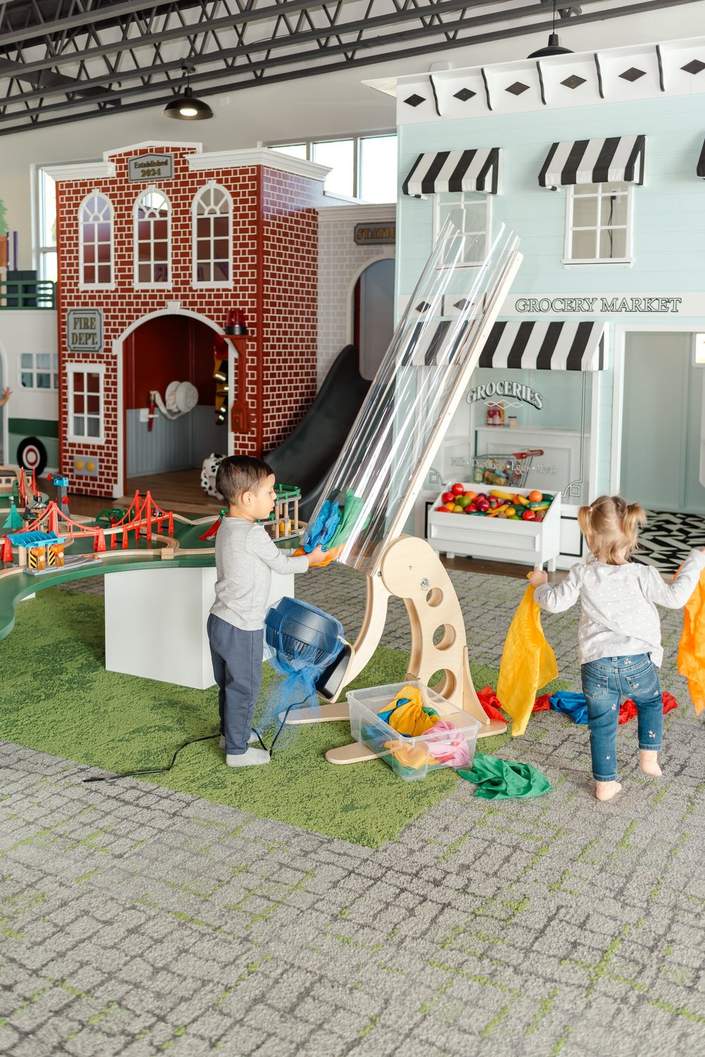 Photos — HAPPY PLAY