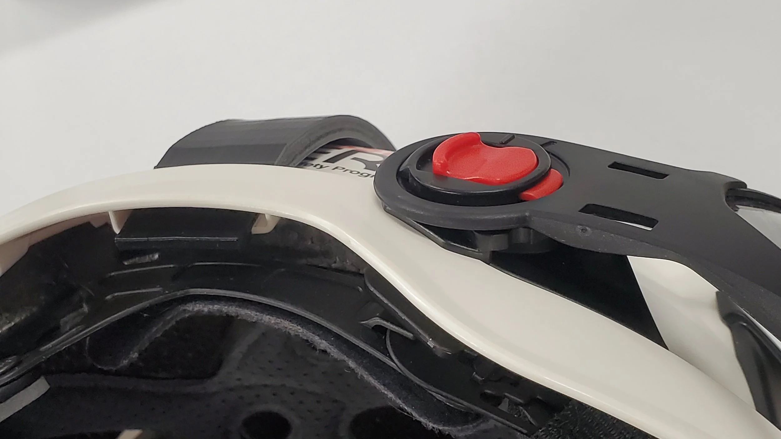 Kask Hard Hat Mount - 360 HARD HAT CAMERA MOUNT%