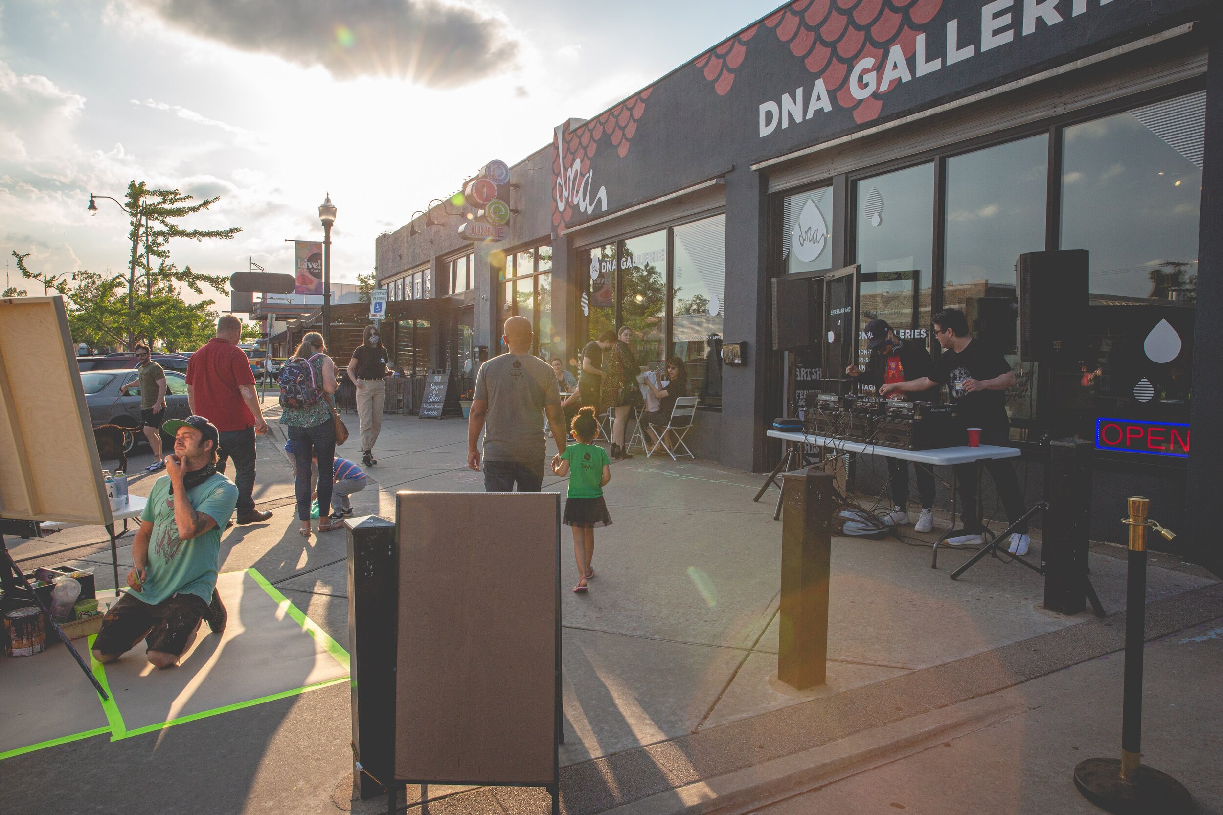 DNA Galleries — Plaza District