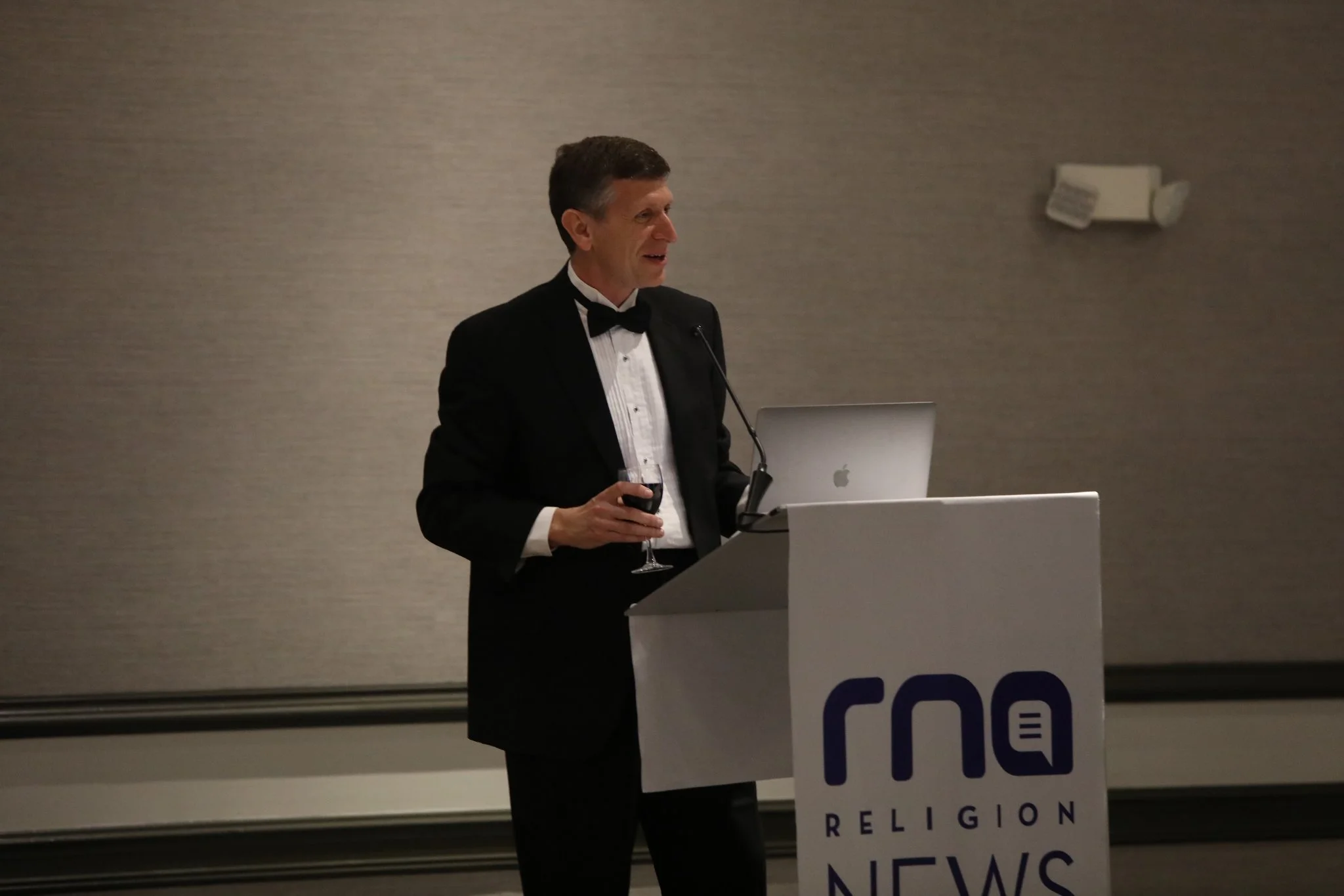 Excellence in Religion Reporting — Religion News Association