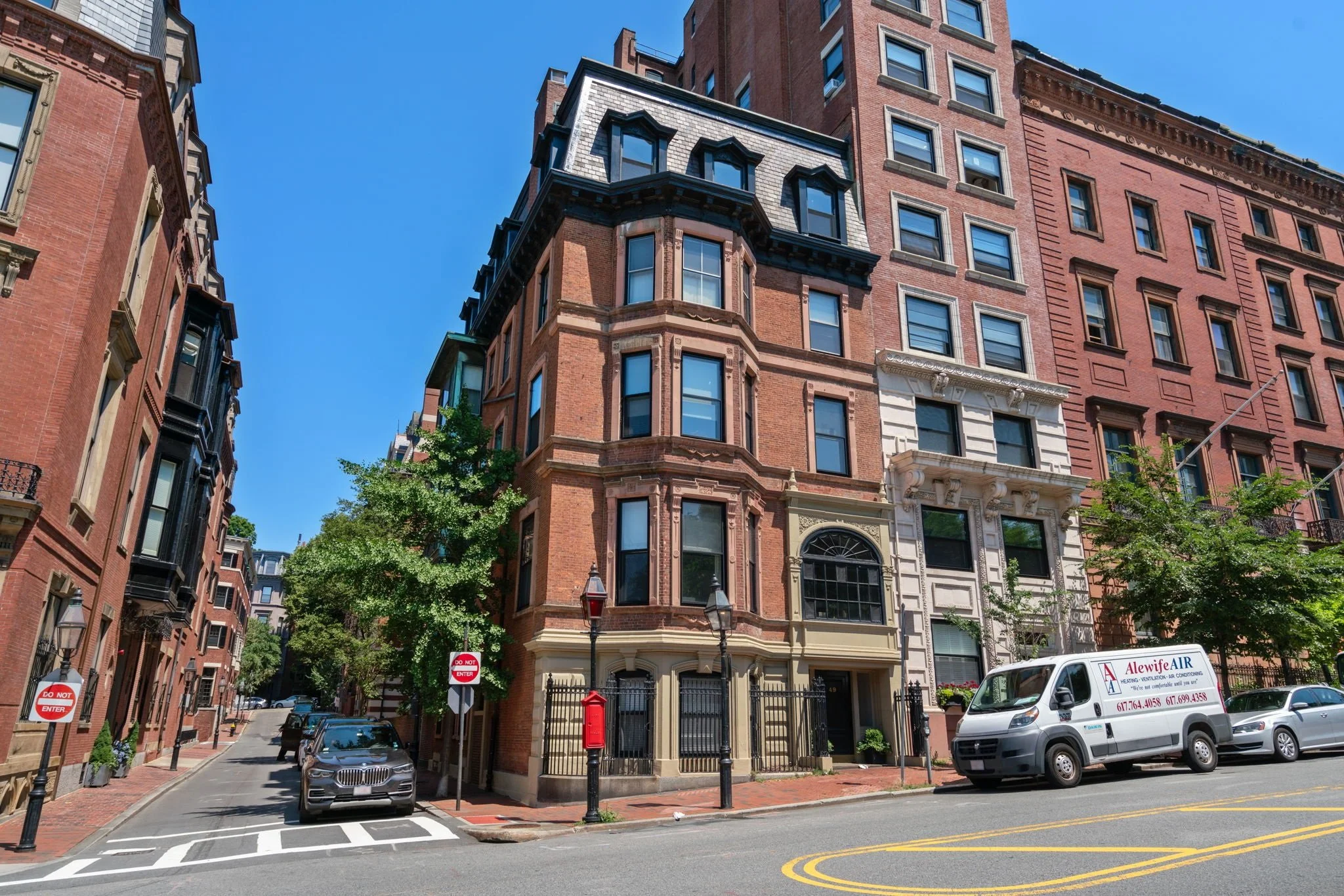 Active Listings — Advisors Boston