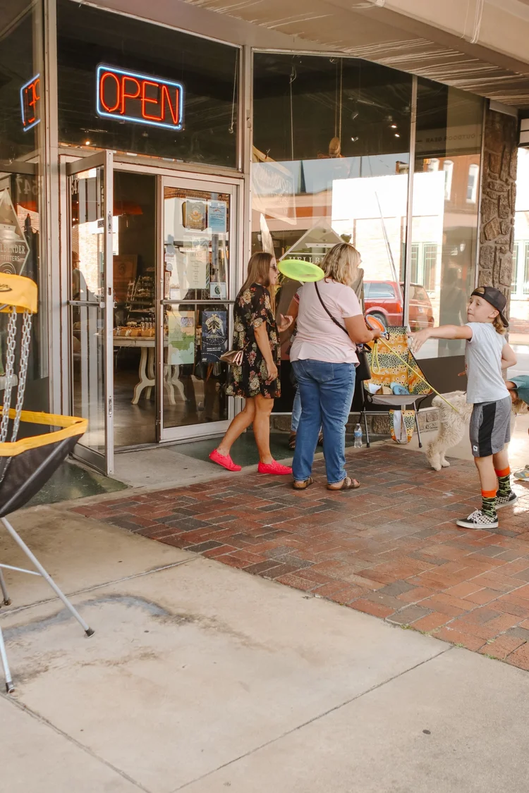 Hellbender Outfitters -New & Used Outdoor Gear and FIshing Guide Service