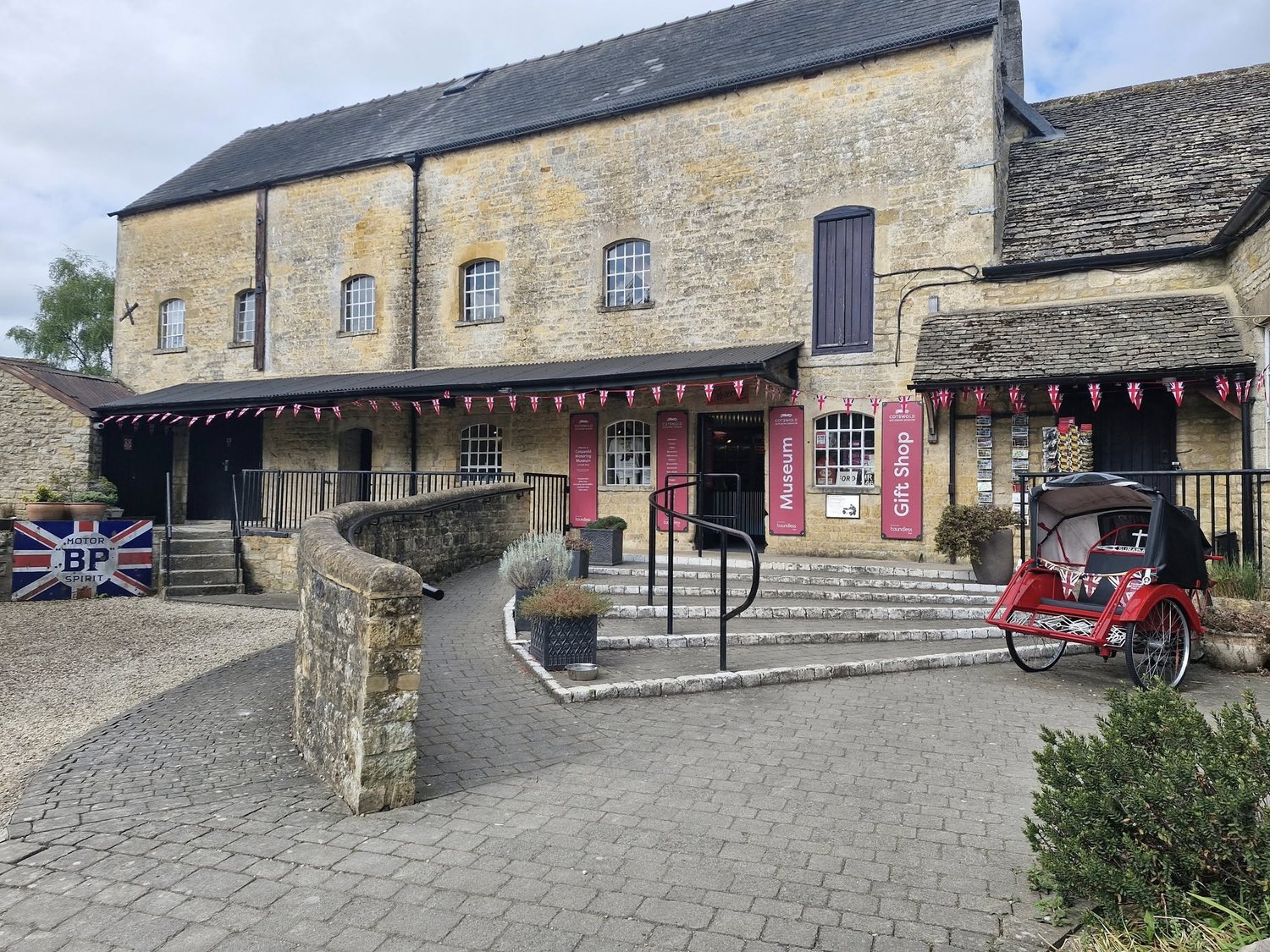 Cotswold Motoring Museum — The Old New Inn