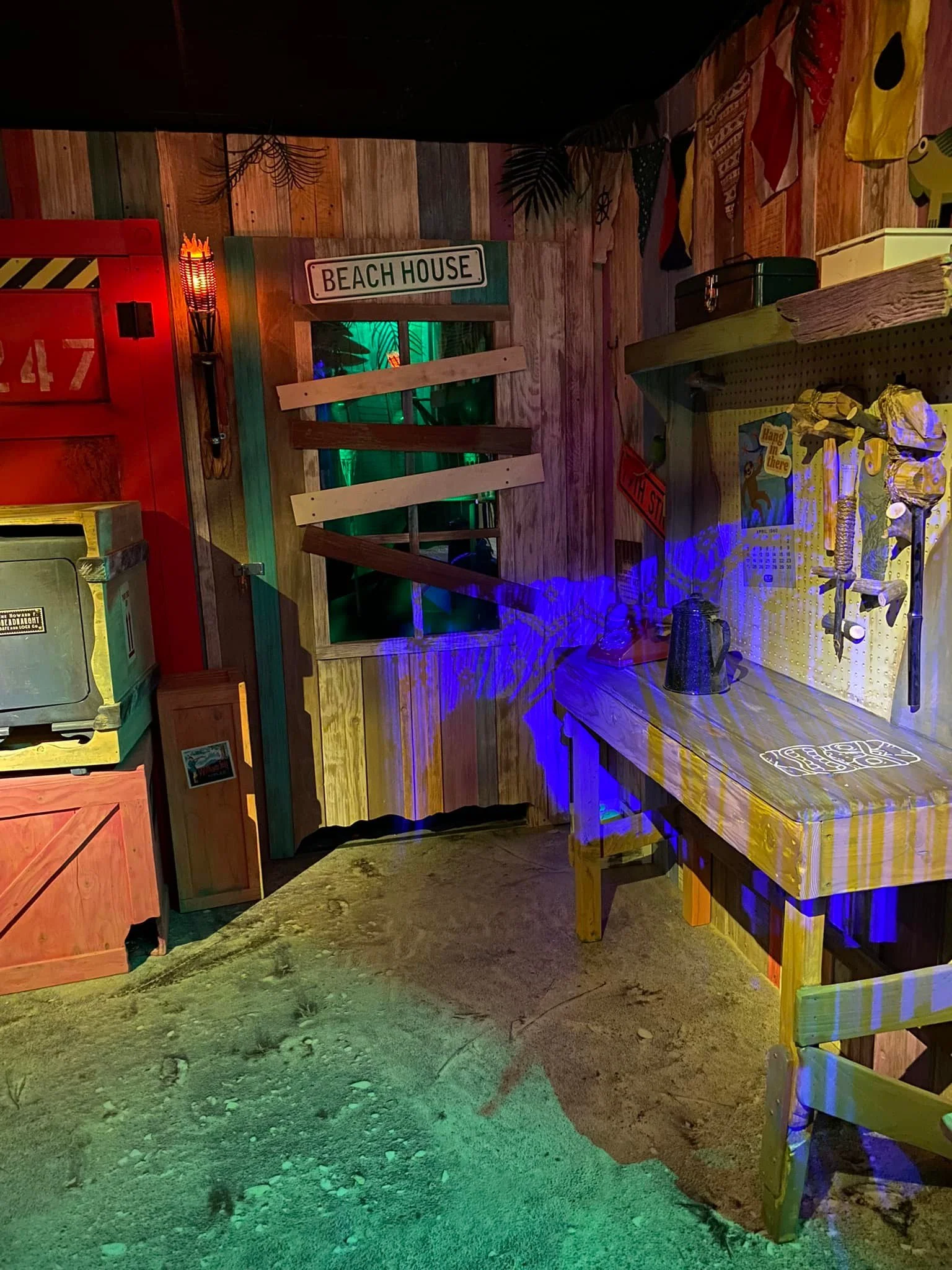 Shipwreck Island — SPLIT OAK AXESCAPE GAMES