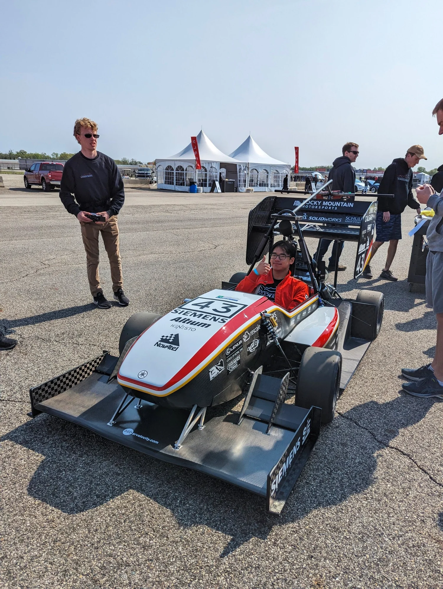 The Team — UCalgary Racing