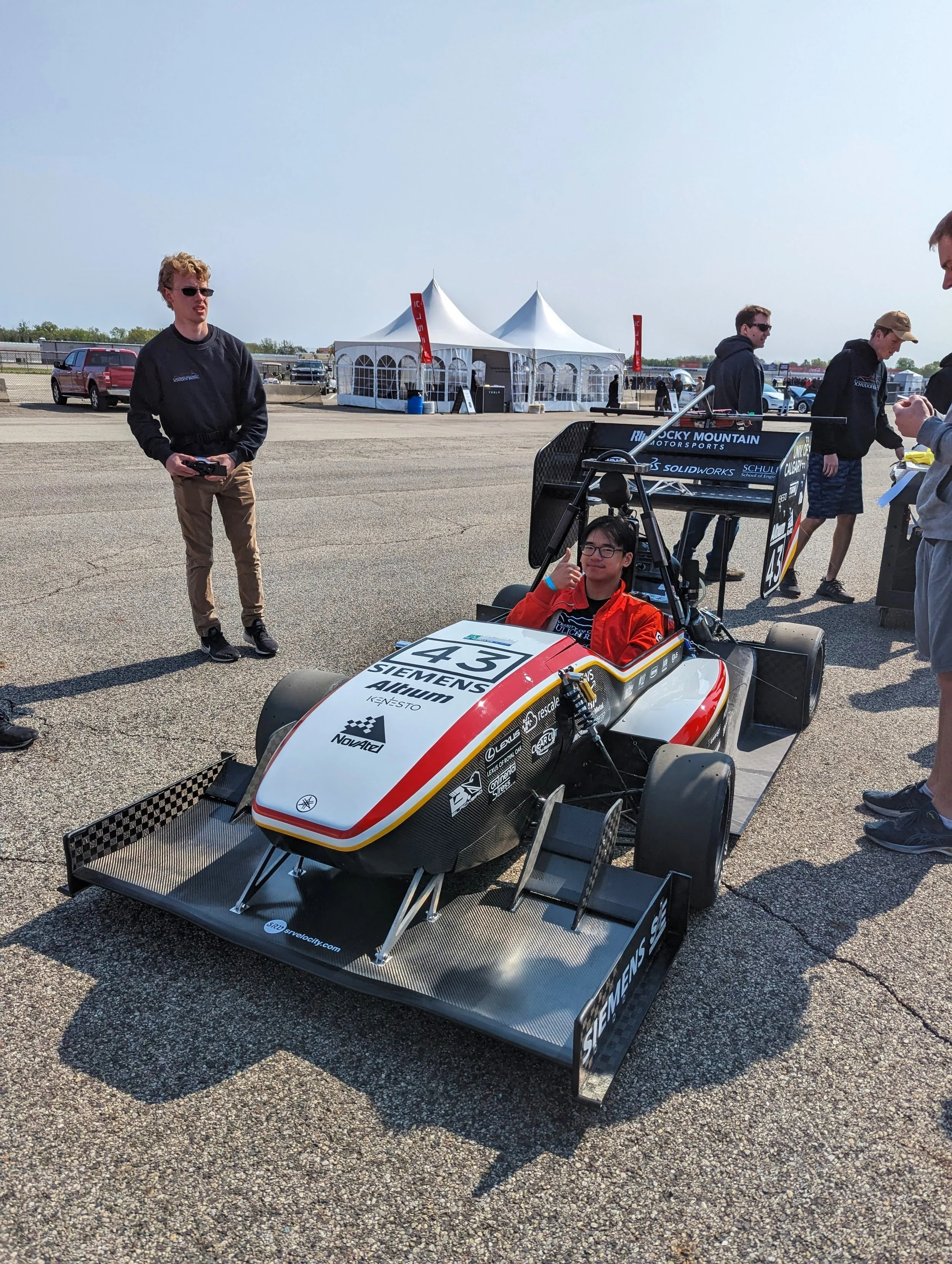 The Team — UCalgary Racing