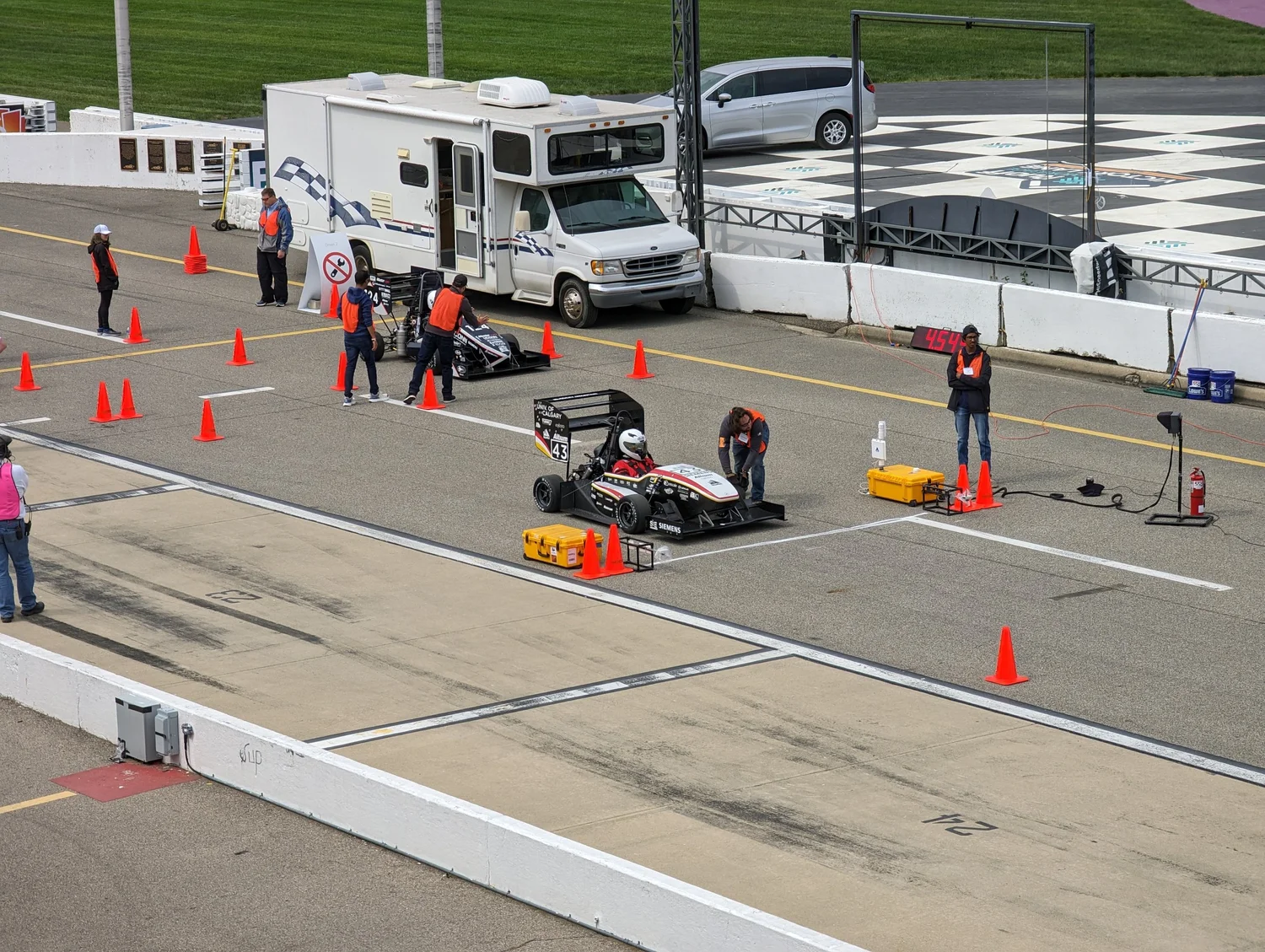 The Team — UCalgary Racing