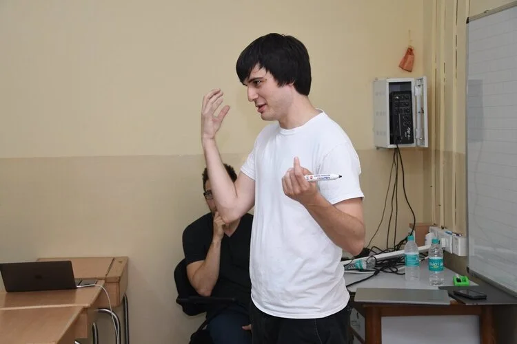 AI for High School Students - Join The AI Scholars Program — Inspirit AI