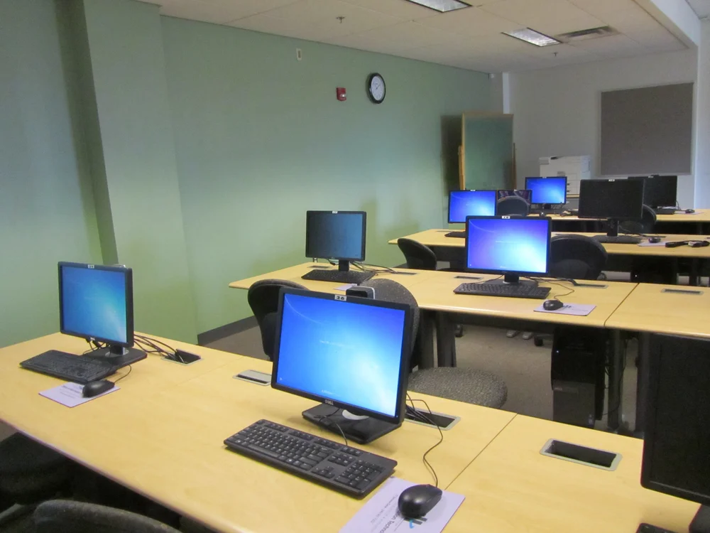 Top 7 AI Programs for Middle School Students — Inspirit AI