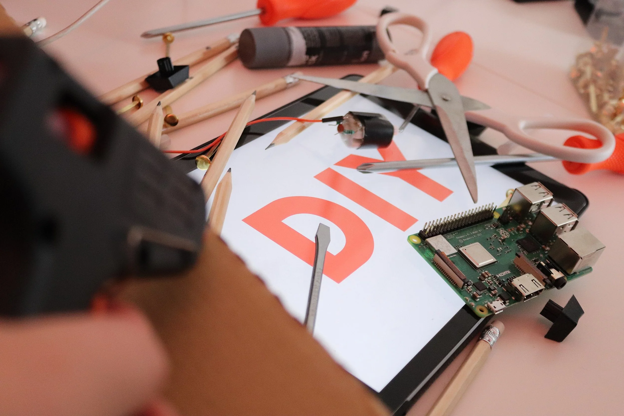 15 Great STEM Projects for High School — Inspirit AI