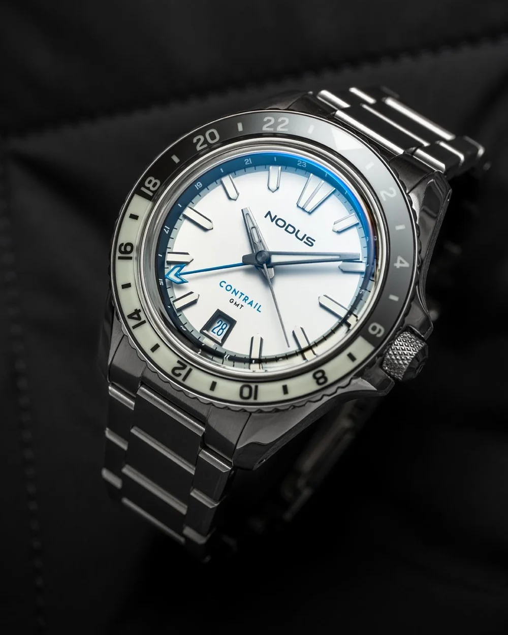 Contrail GMT — Nodus Watches