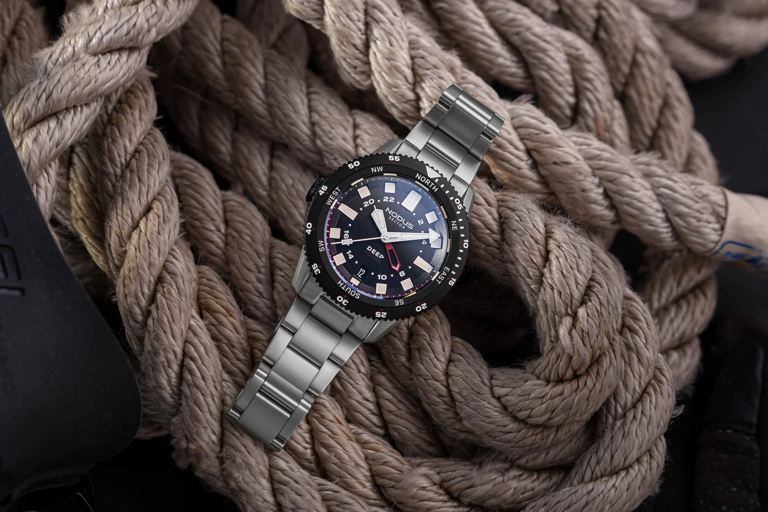 Sector Deep — Nodus Watches