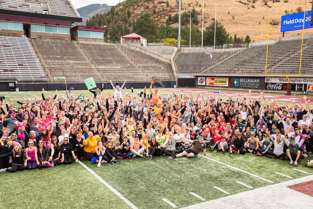 Your Guide to Large Group Team Building — Throwback