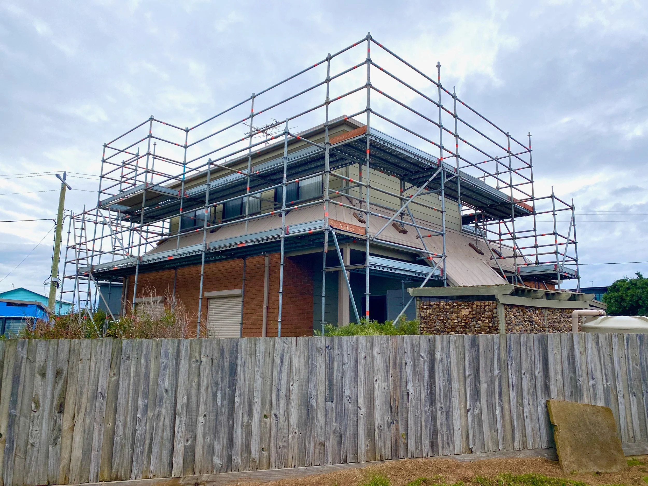 L M SCAFFOLDING