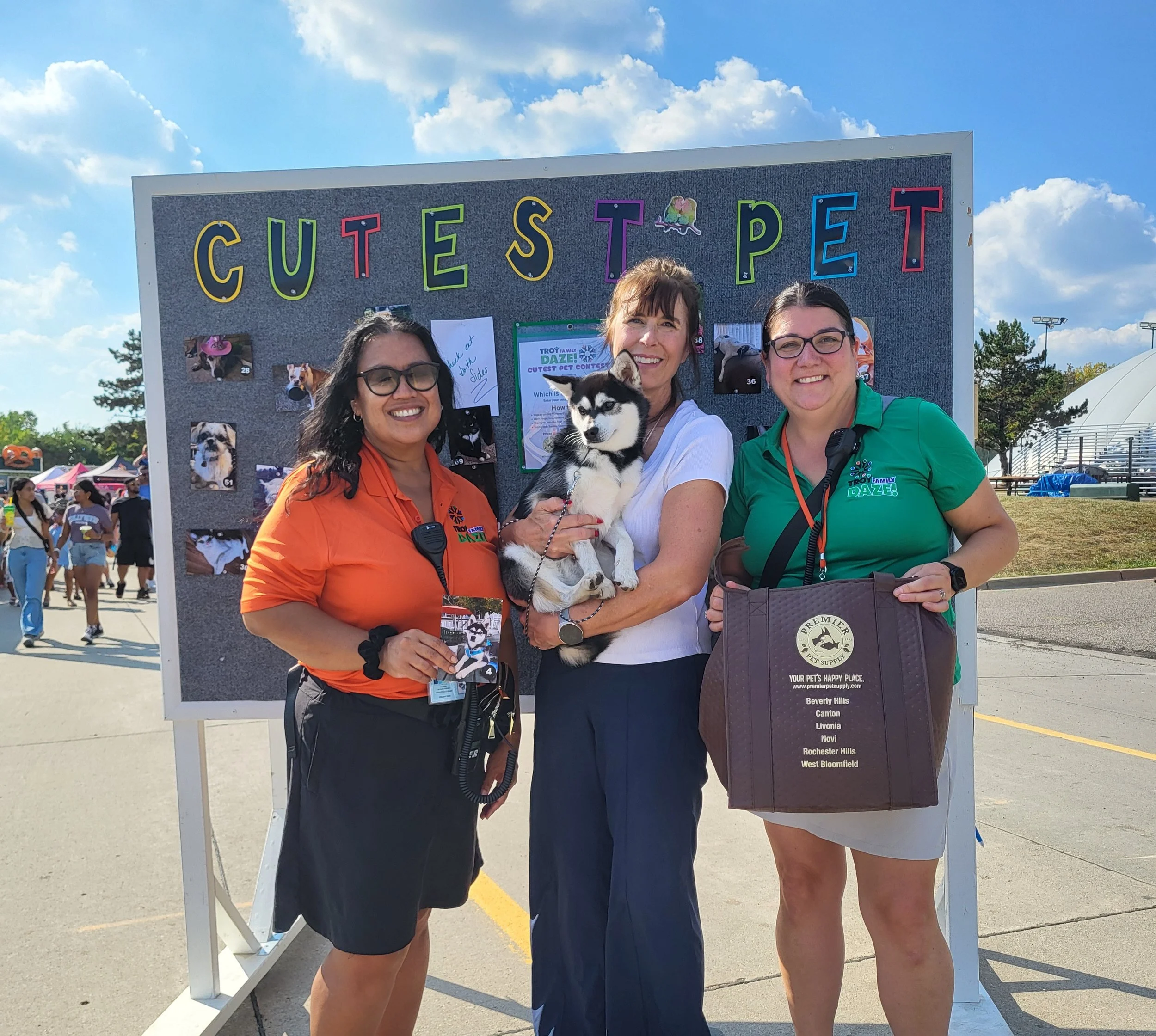 Cutest Pet — Troy Family Daze