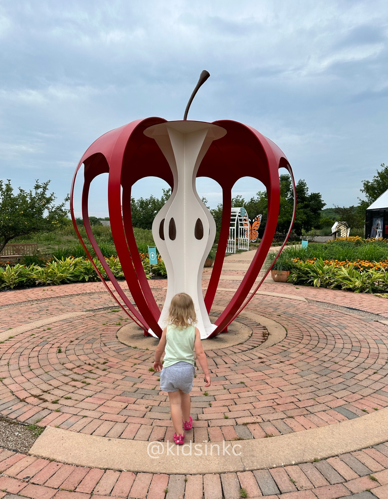 Ultimate Guide to Kansas City Metro Splash Parks — Kids In KC