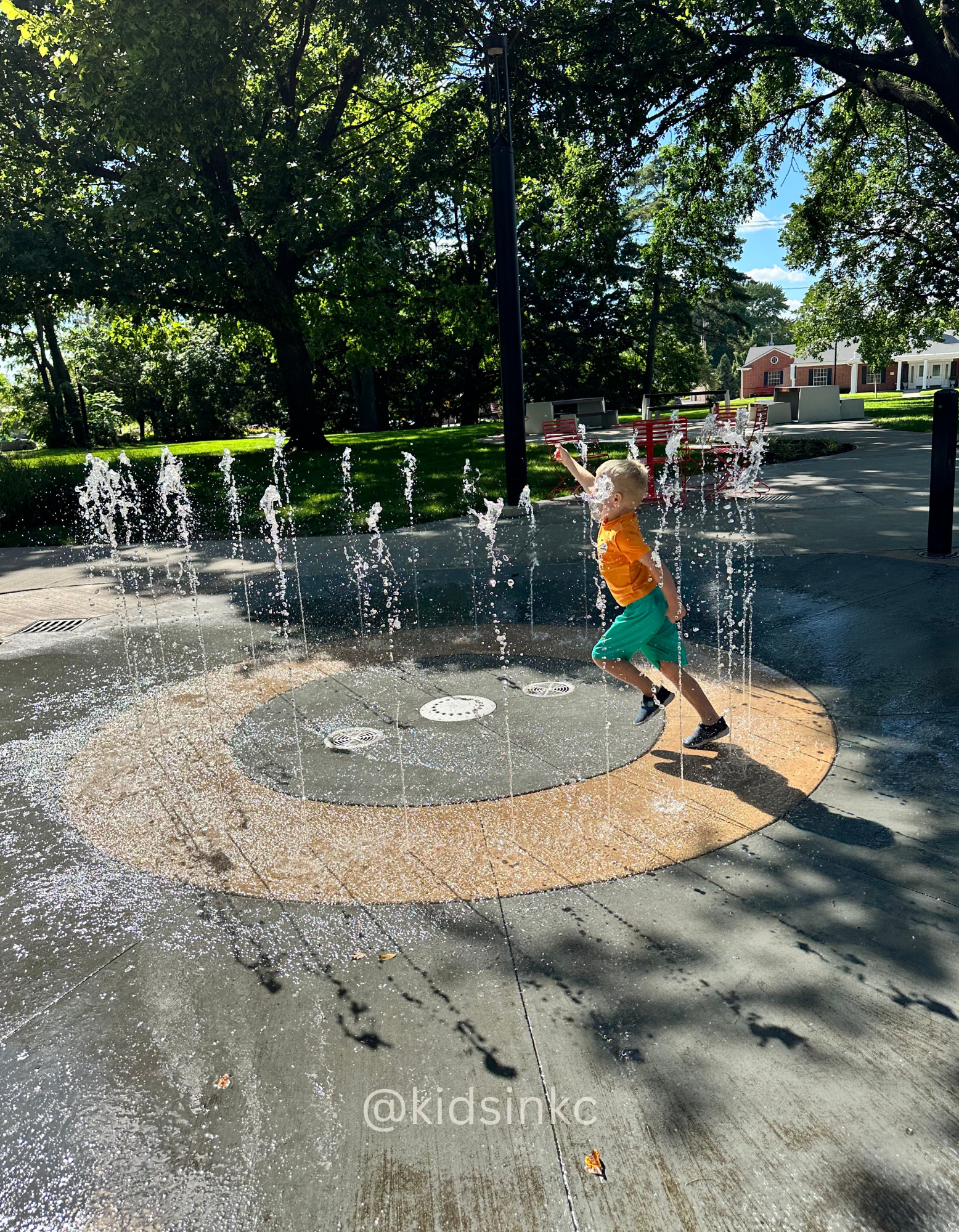 Ultimate Guide to Kansas City Metro Splash Parks — Kids In KC