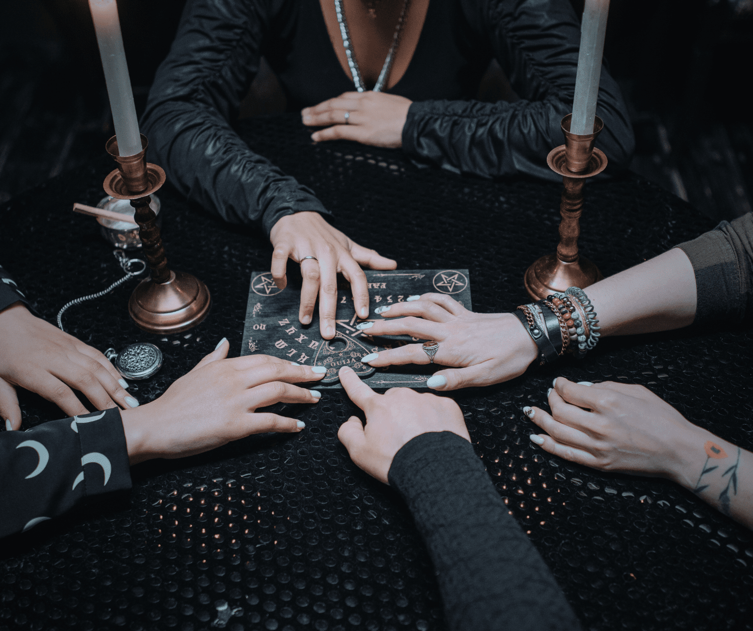 How to use a Ouija board — Reliquary & Curios