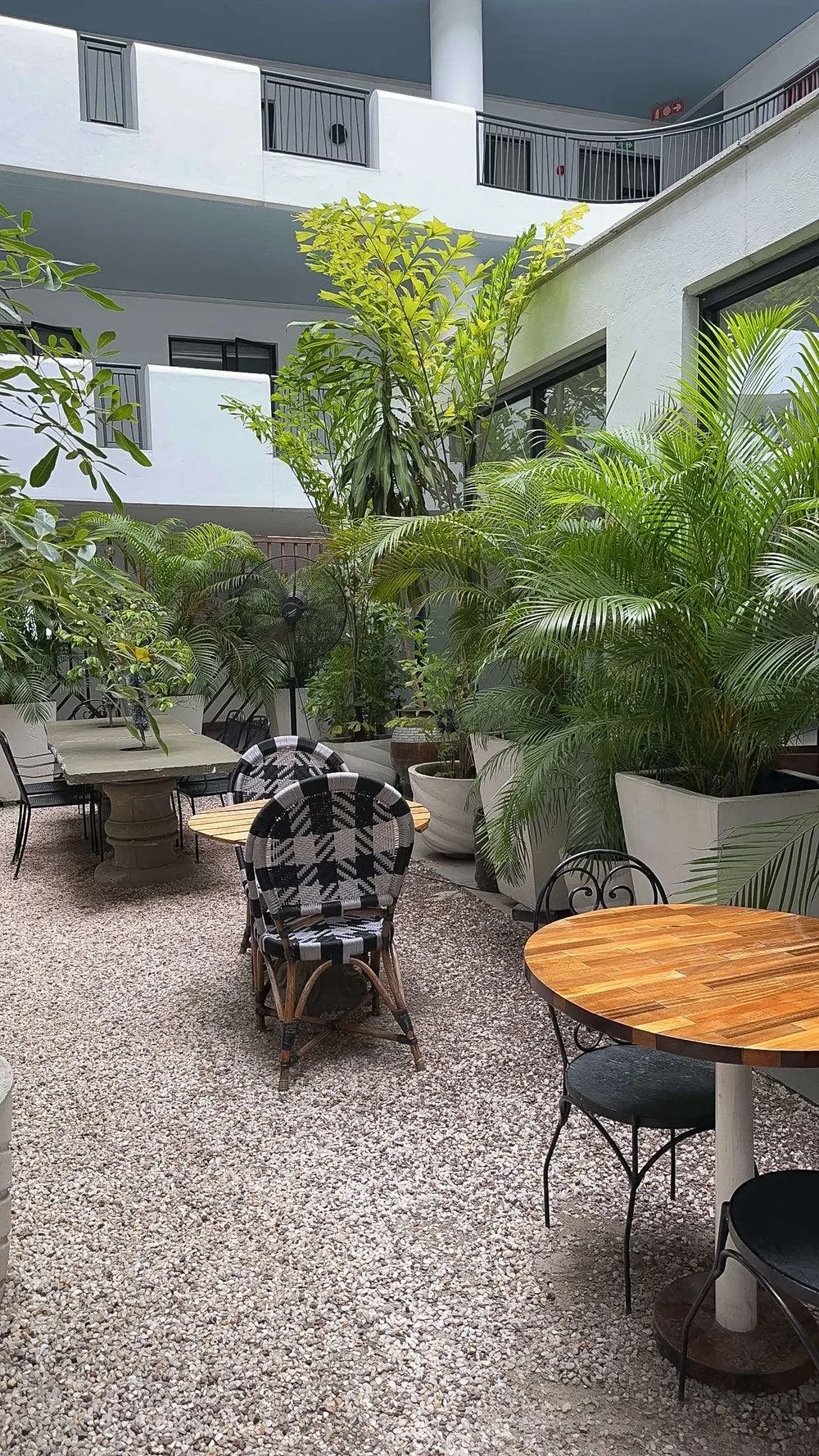 10 Restaurants With The Best Ambiance In Accra — Indigenous Foreigner