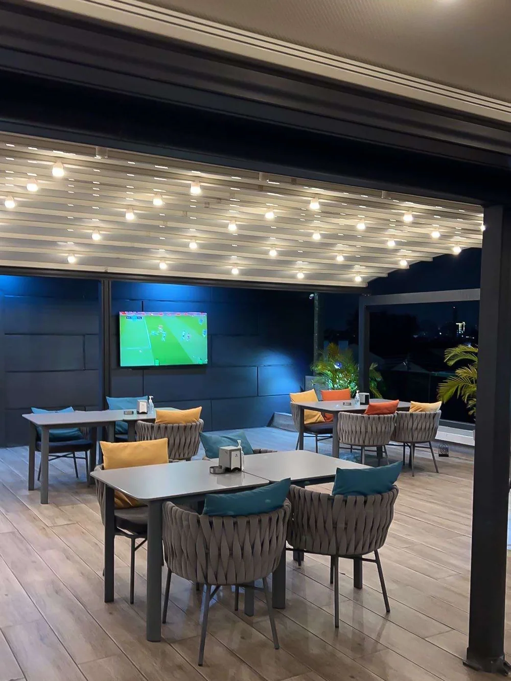 10 Restaurants With The Best Ambiance In Accra — Indigenous Foreigner