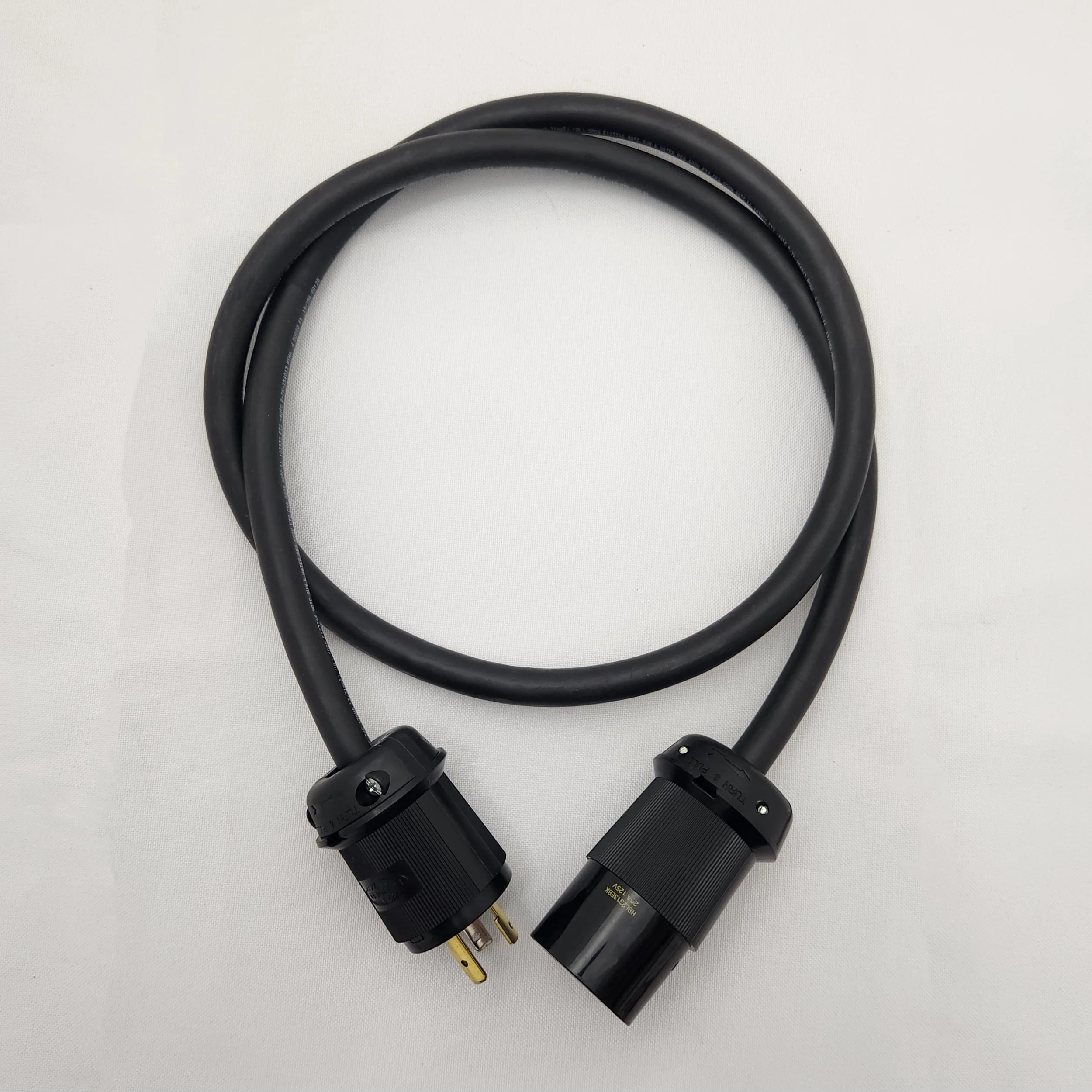 Extension Cables — PlugsPlus