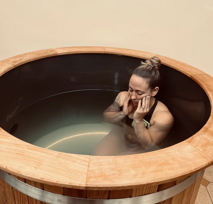 Dive Into Coolness: The Brain-Chilling Truth About Dunking Your Head in ...