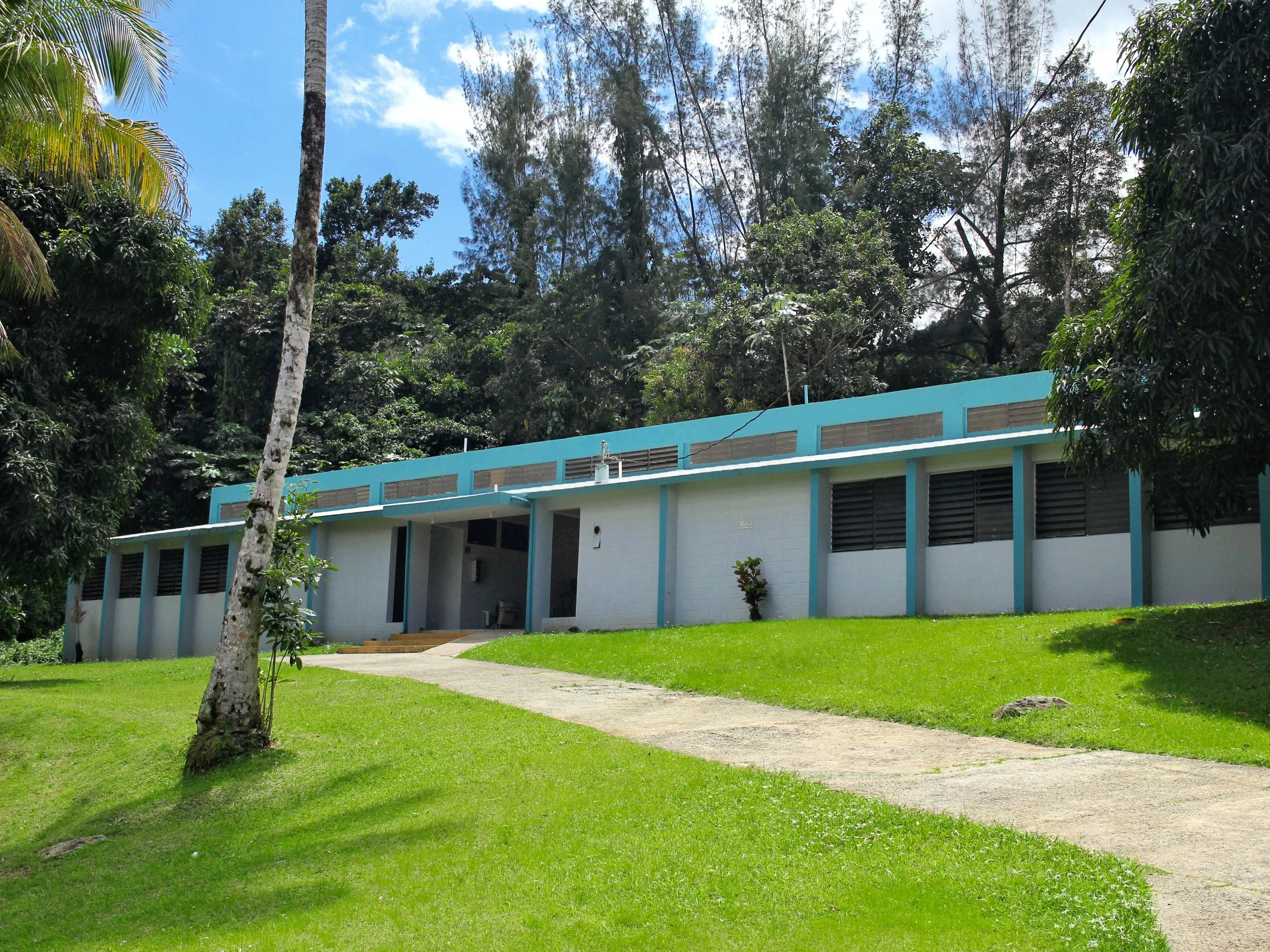 Services — Campamento Yuquibo