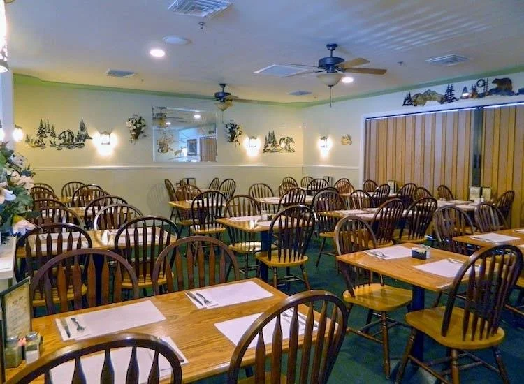 Popular Steakhouse - Great Steaks - Dry Creek Station Restaurant