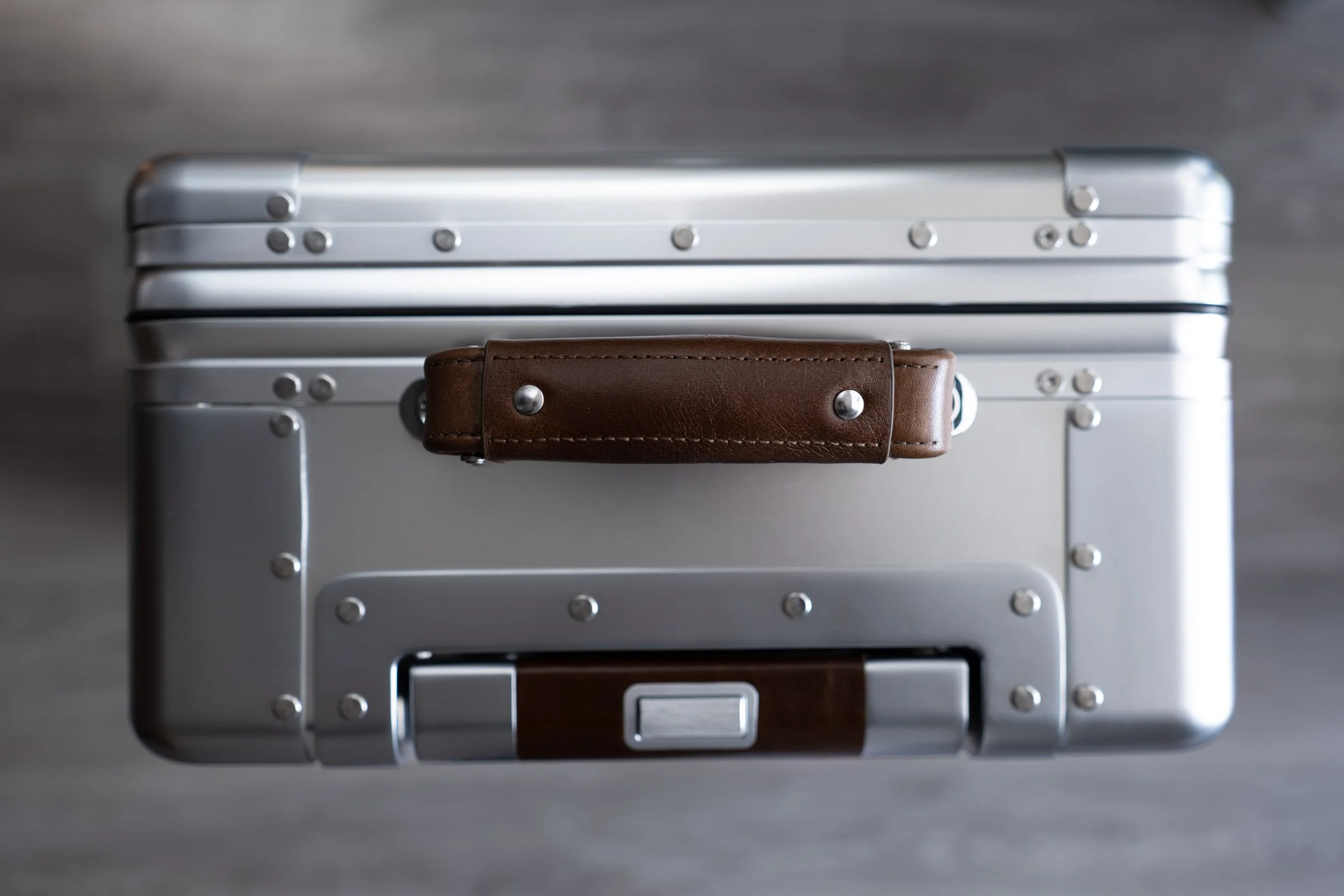 Sterling Pacific 35L Aluminum Luggage Full Review — Signed Sojourner