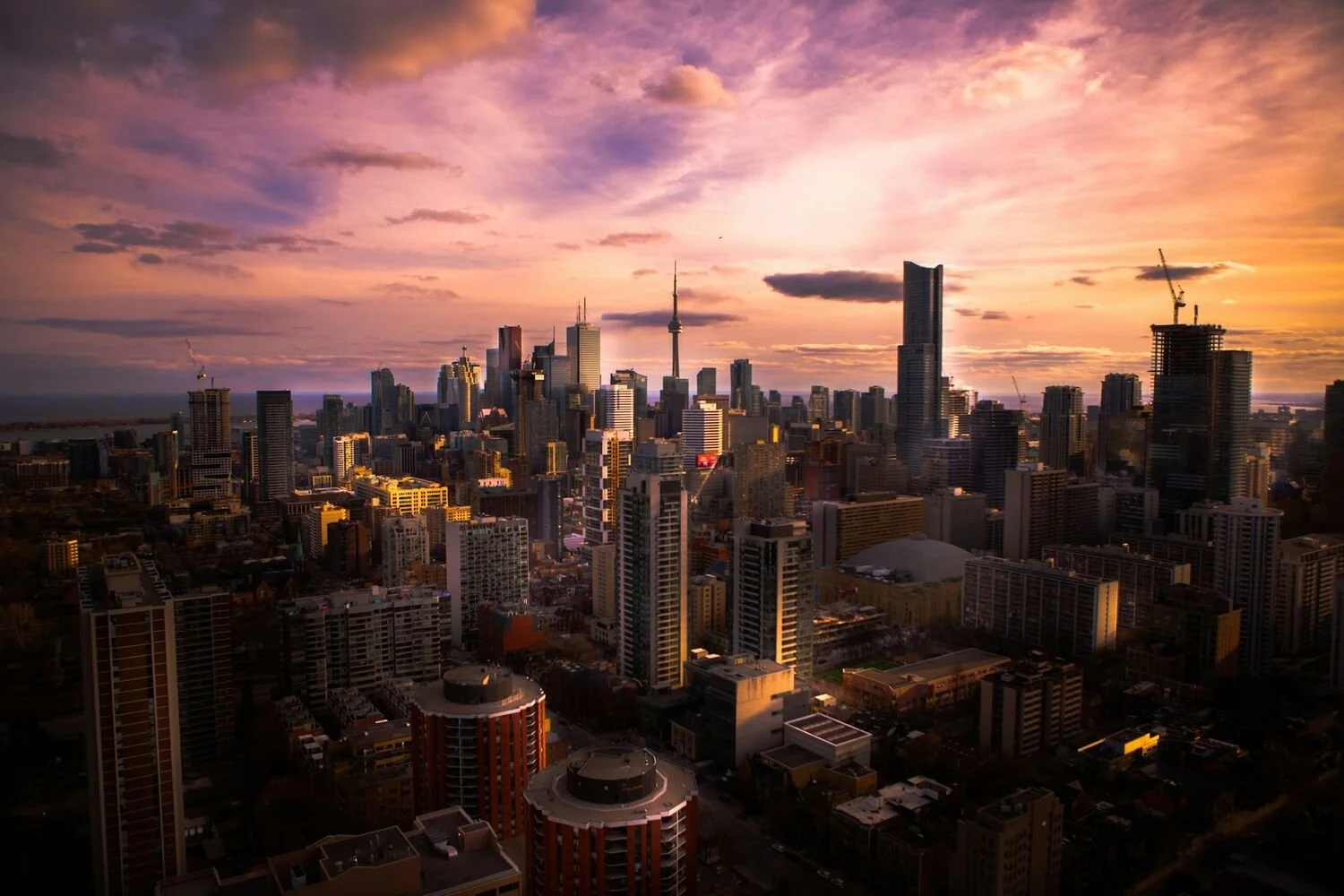 The Best Toronto Hotels with Skyline & CN Tower Views — The Most ...