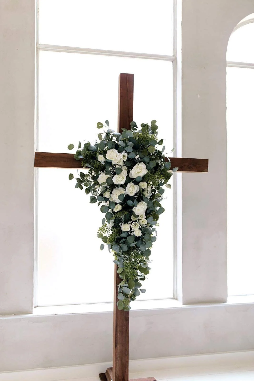 Signage, Frames & Arches — Joy Design Rentals & Event Styling