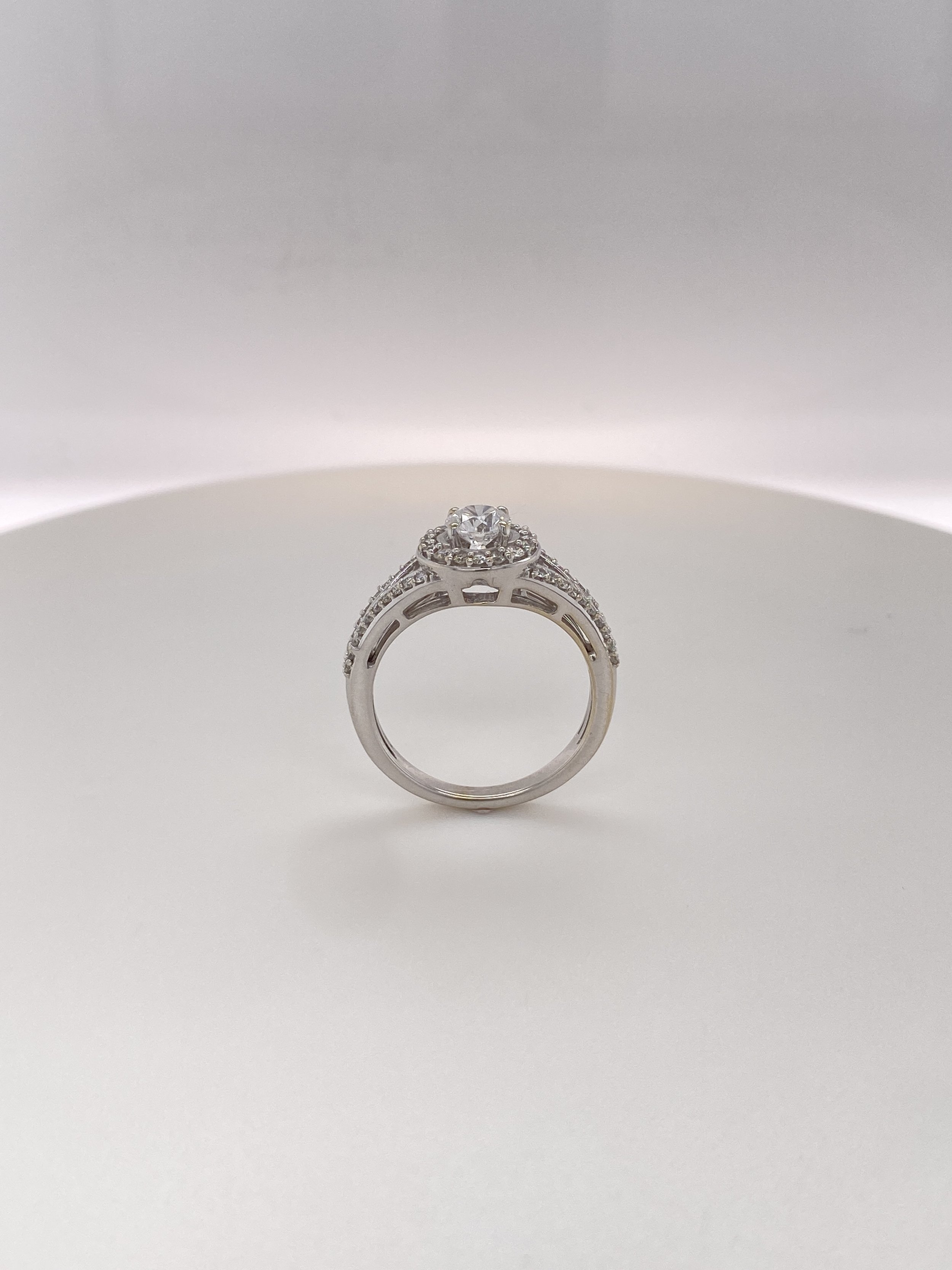 White Gold Diamond Cluster Ring — Global Diamonds