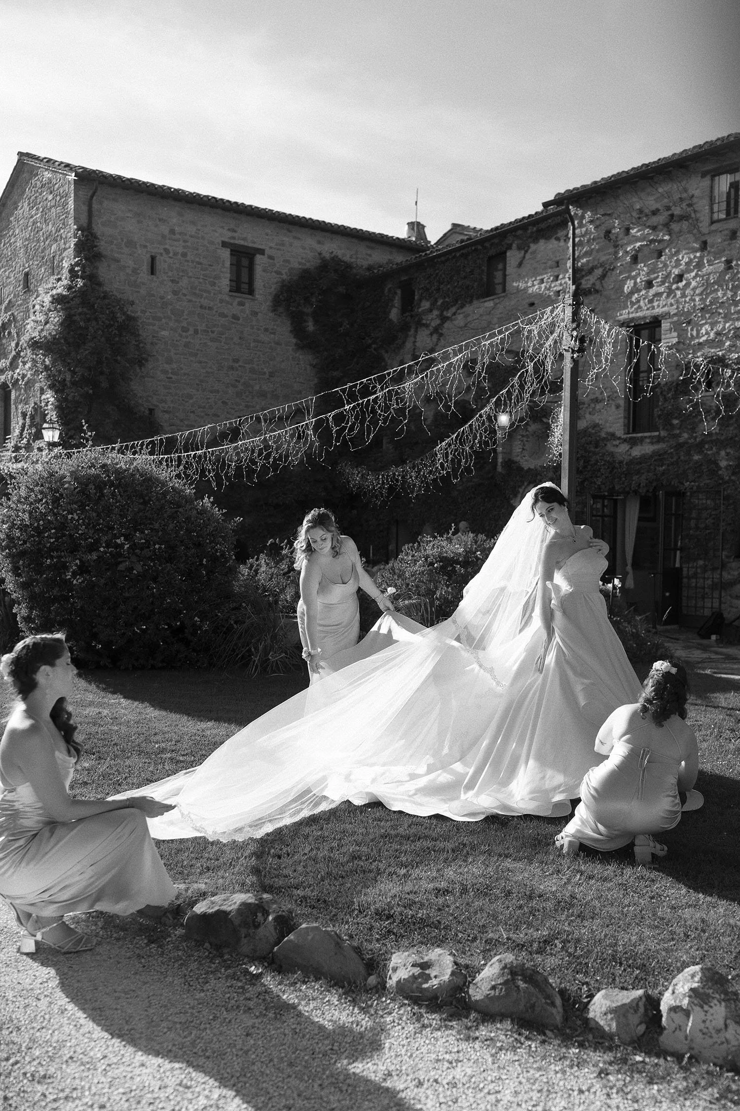 Candid wedding photography available all over Italy — Rellini art studio