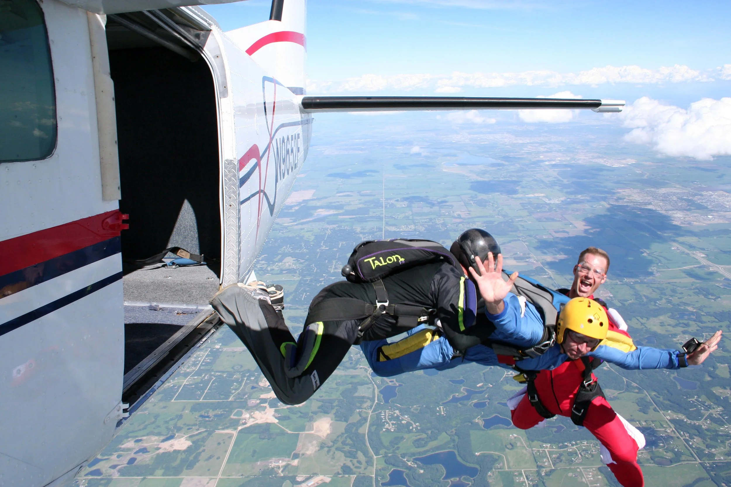 Edmonton Alberta Skydiving - Skydive West Edmonton
