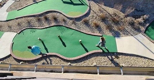 Mini Golf — Birdies