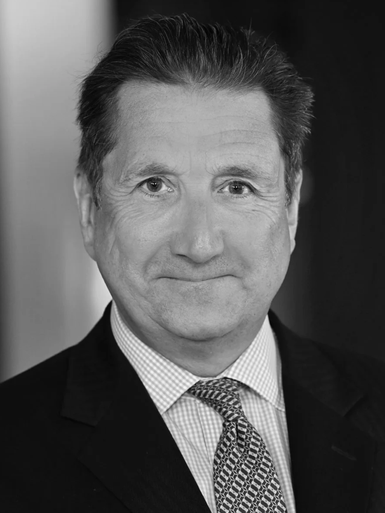 The Winward Team — Winward Litigation Finance