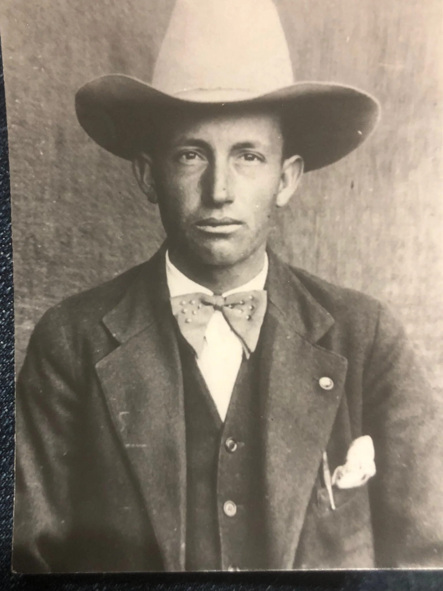 ALEJANDRO'S BIO — Grasslands Regeneration Project