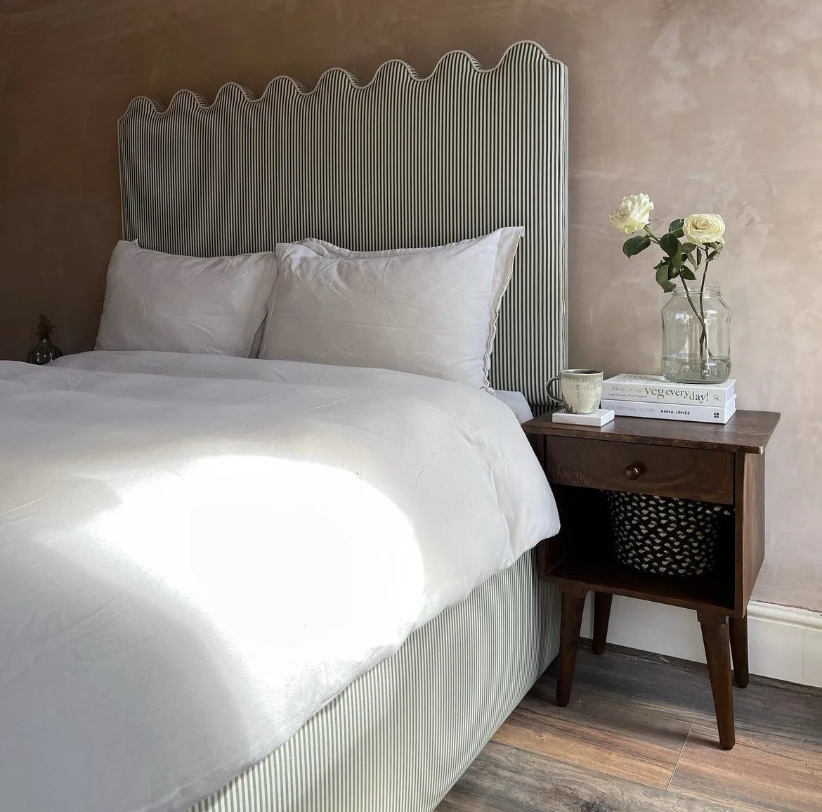 WAVE HEADBOARD — BY LYDIA