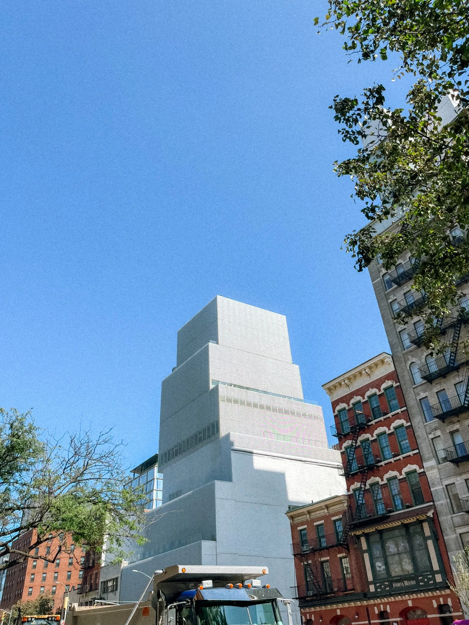 New Museum in Lower East Side, Manhattan ⋮ EVERLASTYING