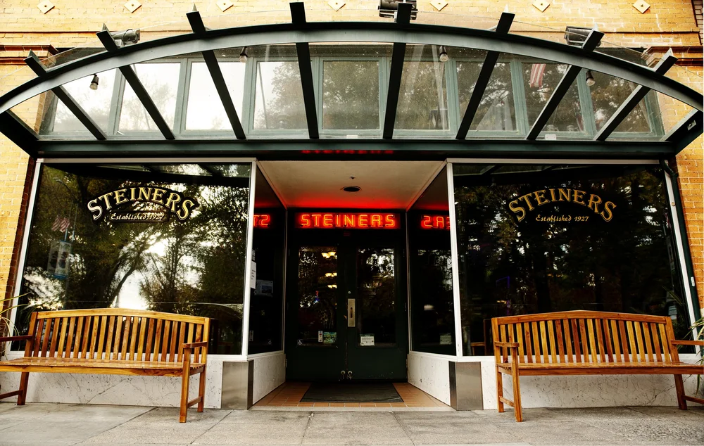 Steiners Tavern