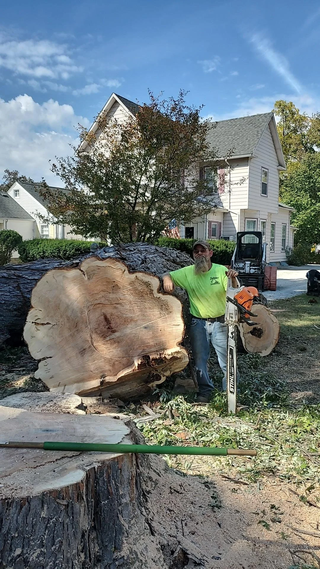 Vivid Tree Service