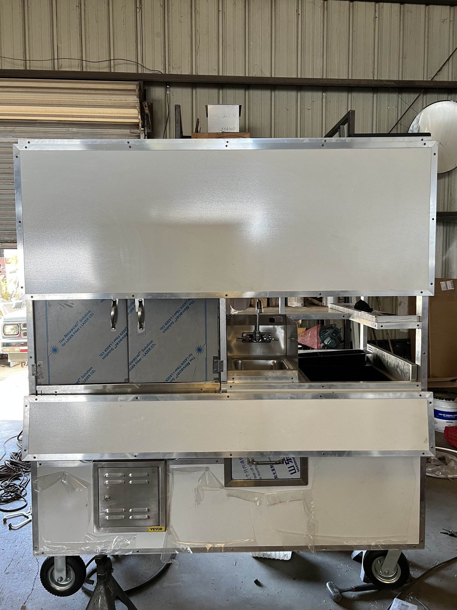 Jay's Mobile Carts & Trailers (formally Cali Food Trucks & Trailers ...